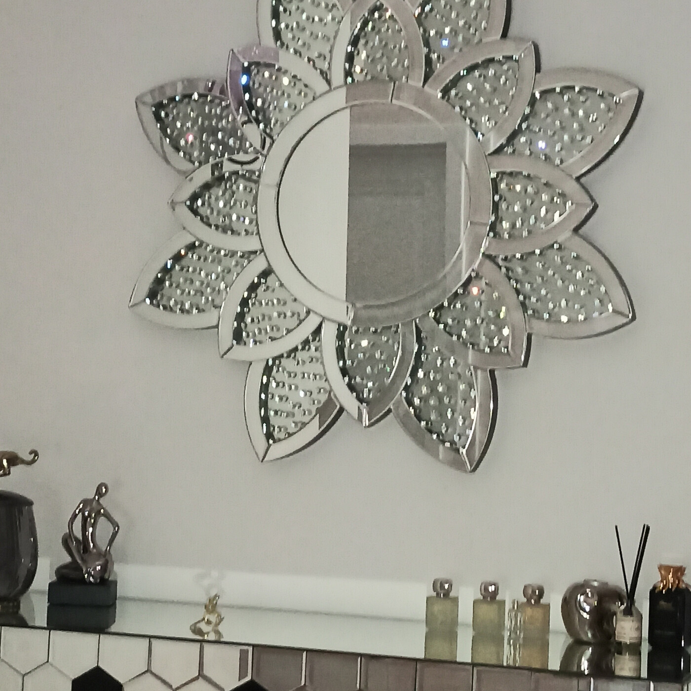 Зеркало большое венецианское в виде цветка диаметр 100 см Petalo ...